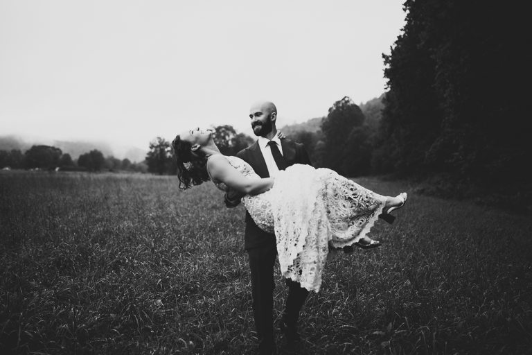 STEPHANIE + WARREN MAST FARM INN // BOONE, NC | MORNINGWILD Photography